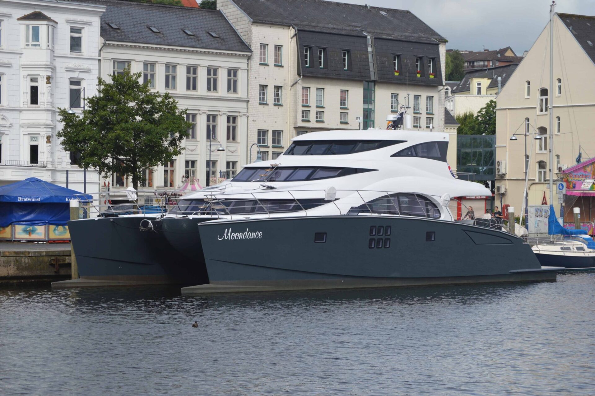 The panel mounting clips delivering perfect finishes every time