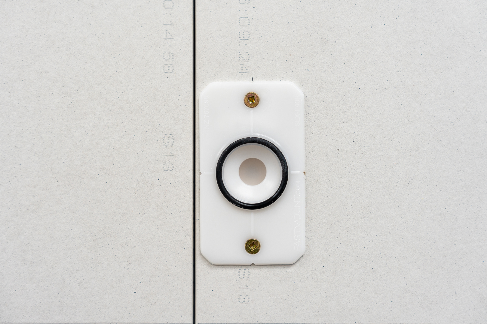 SLX Range | Fastmount™ Panel Mounting